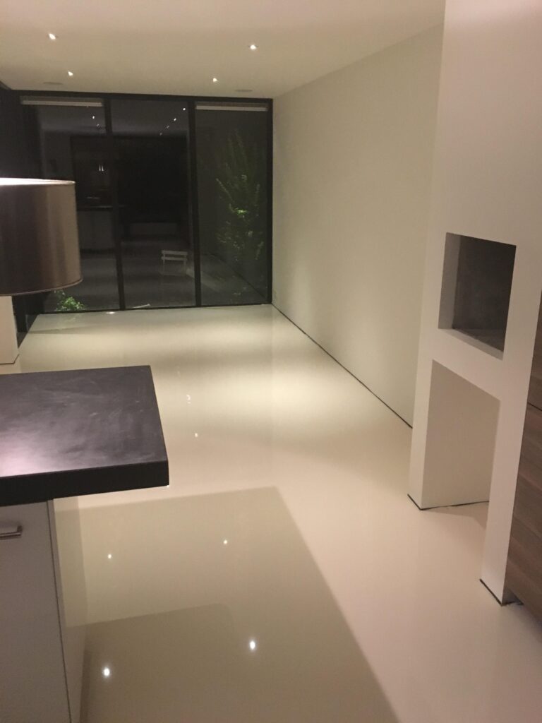 Naadloze gietvloeren | T&P Vloeren uit Tilburg